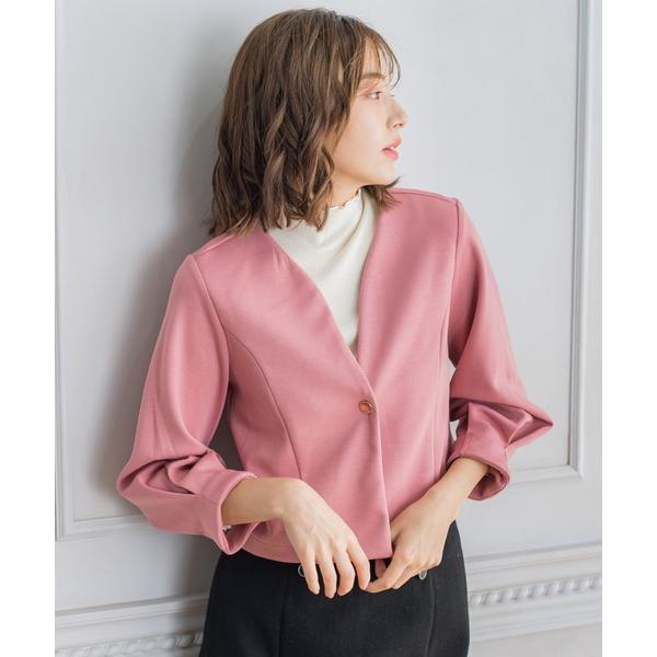 『タイムセール実施中』参考価格：12，100円発売時期：2022年10月コンディション：S（新品同様）タグ付きの未使用、または新品同様のアイテム付属品：スペアボタン・タグ参考商品名：ふんわりタッチVカラージャケット ≪手洗い可能≫参考品番：...