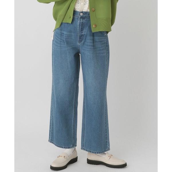 『タイムセール実施中』参考価格：8，690円発売時期：2023年06月コンディション：B（目立つ使用感なし）使用感が少ない、または気にならないアイテム前身頃：汚れ付属品：タグ参考商品名：SALOON(サルーン)/タックワイドデニム参考品番：...