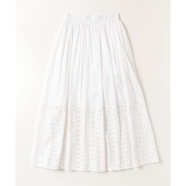 『タイムセール実施中』参考価格：25，300円発売時期：2024年03月コンディション：A（使用感なし）数回使用した程度で使用感が感じられないアイテム参考商品名：シフリー刺繍 切り替えスカート参考品番：64-27-0740-594【商品に関...