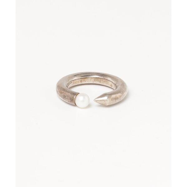 『セール実施中』参考価格：26，400円発売時期：2016年07月コンディション：C（やや使用感あり）使用感があり、やや気になる傷や汚れがあるアイテム全体的：くすみ参考商品名：パールスタッズリング参考品番：1601-AR793ZOZO問い合...