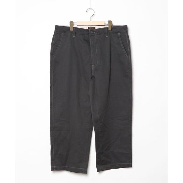 『セール実施中』参考価格：9，900円発売時期：2021年04月コンディション：B（目立つ使用感なし）使用感が少ない、または気にならないアイテム前身頃・内側：汚れ参考商品名：Levi’s/リーバイス STA PREST ワイドレッグ クロッ...