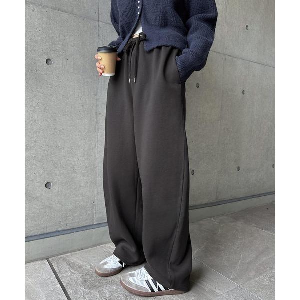 参考価格：5，390円発売時期：2024年09月コンディション：A（使用感なし）数回使用した程度で使用感が感じられないアイテム参考商品名：【新色追加】裏起毛スウェットカーブパンツ参考品番：6002388【商品に関する注意事項】・こちらの商品...