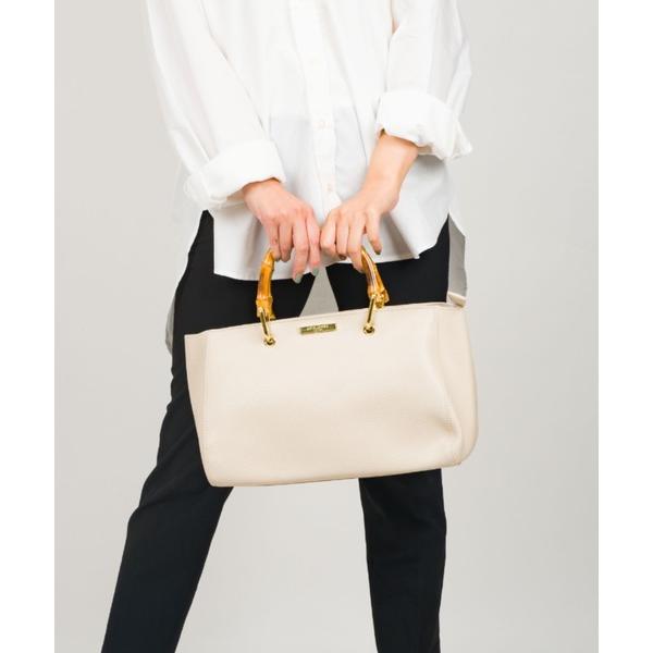 『セール実施中』参考価格：19，800円発売時期：2022年05月コンディション：B（目立つ使用感なし）使用感が少ない、または気にならないアイテム表面：汚れ参考商品名：【KATIE LOXTON/ケイティ・ロクストン】ハンドバッグ　バンブー...