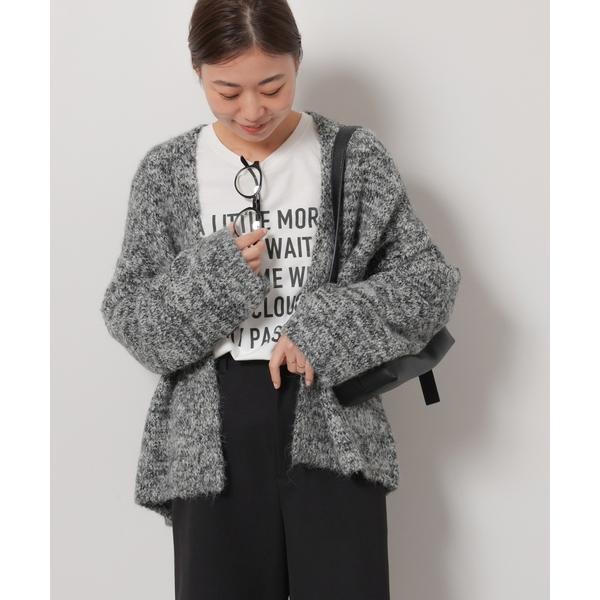 『タイムセール実施中』参考価格：13，200円発売時期：2024年10月コンディション：B（目立つ使用感なし）使用感が少ない、または気にならないアイテム首周り：汚れ参考商品名：MURINE杢Vカーディガン参考品番：2408046282004...