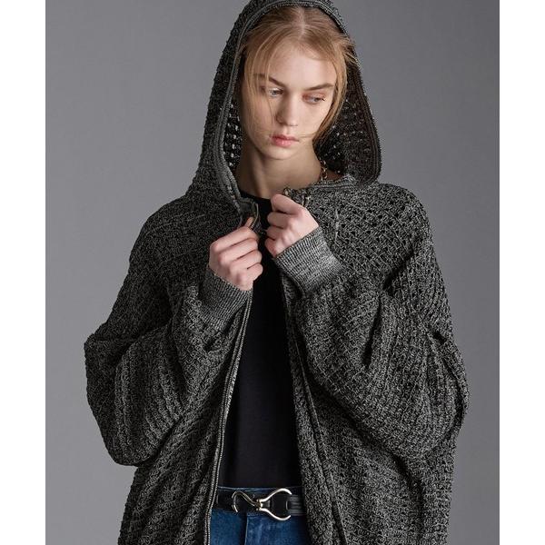 『セール実施中』参考価格：5，980円発売時期：2025年01月コンディション：B（目立つ使用感なし）使用感が少ない、または気にならないアイテム全体的：汚れ、色あせ、毛玉、ほつれ参考商品名：【SERACE】Loose silhouette ...