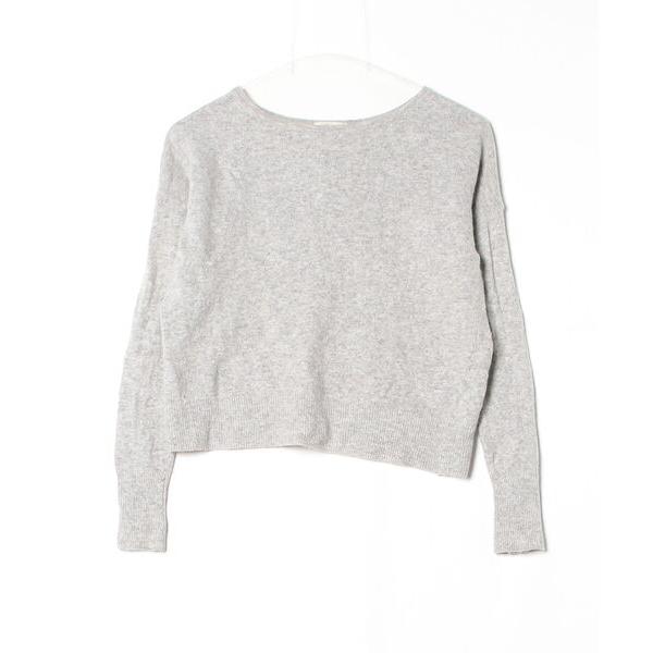 参考価格：13，200円発売時期：2014年11月コンディション：C（やや使用感あり）使用感があり、やや気になる傷や汚れがあるアイテム全体的：型崩れ参考商品名：12Gウールレーヨンカシミヤ後Big釦プルオーバー参考品番：NLK4711022...