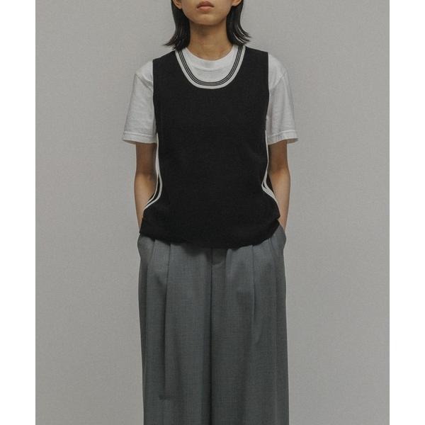 参考価格：14，300円発売時期：2024年04月コンディション：B（目立つ使用感なし）使用感が少ない、または気にならないアイテム全体的：汚れ参考商品名：［TOPS］SPORTY LINE NO-SLEEVE TOPS参考品番：2024-A...