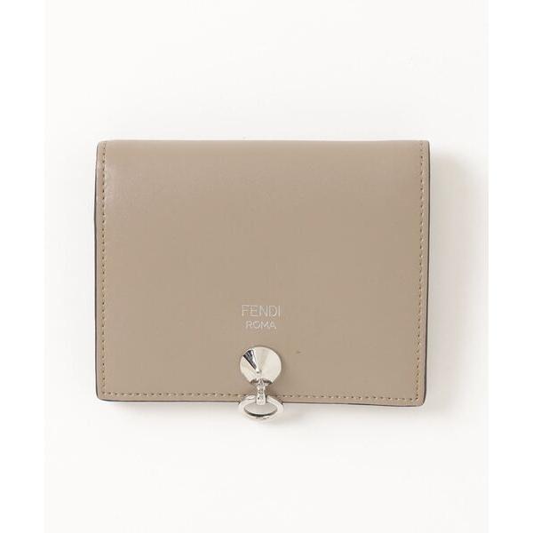 コンディション：D（傷・汚れあり）傷や汚れがあるが使用には問題ないアイテム全体的：汚れ角：剥げ装飾部分：傷ZOZO問い合わせ番号:103533393ショップ:ZOZOUSED，ゾゾユーズドブランド:FENDI，フェンディ商品名:財布カテゴリ...