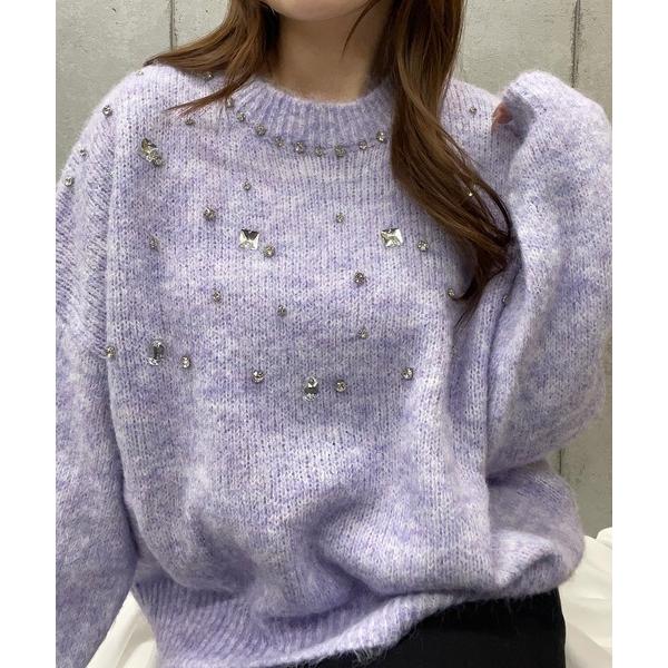 参考価格：4，290円発売時期：2025年11月コンディション：A（使用感なし）数回使用した程度で使用感が感じられないアイテム参考商品名：ビジュー付きモヘアタッチニットトップス参考品番：112040120【商品に関する注意事項】・こちらの商...