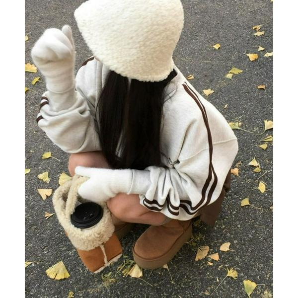 『セール実施中』参考価格：7，900円発売時期：2024年01月コンディション：D（傷・汚れあり）傷や汚れがあるが使用には問題ないアイテム全体的：汚れ、毛玉、保管上のにおいがします。【商品に関する注意事項】・こちらの商品画像は、実物ではなく...