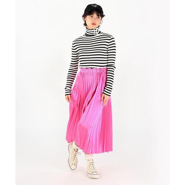 『セール実施中』参考価格：22，000円発売時期：2023年10月コンディション：B（目立つ使用感なし）使用感が少ない、または気にならないアイテムすそ周り：汚れ参考商品名：サテンプリーツスカート参考品番：5859WU85420【商品に関する...