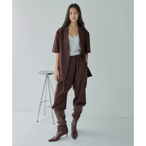 『タイムセール実施中』参考価格：28，600円発売時期：2024年08月コンディション：A（使用感なし）数回使用した程度で使用感が感じられないアイテム参考商品名：ドレープフロントラップパンツ / Drape Front Wrap Pants...