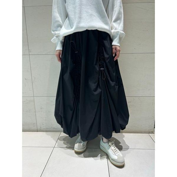 ZOZO問い合わせ番号:103544653ショップ:emmi，エミブランド:emmi，エミ商品名:ドロストバルーンスカート/撥水カテゴリ:スカート>スカートブランド品番:13WFS261084素材:表地: ナイロン85%、ポリウレタン...