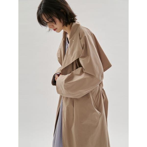 ZOZO問い合わせ番号:103547045ショップ:emmi，エミブランド:emmi，エミ商品名:ボリュームスリーブロングコート/撥水カテゴリ:ジャケット/アウター>トレンチコートブランド品番:13WFC261037素材:本体: ポリ...