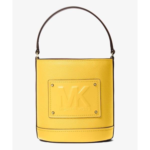 参考価格：77，000円発売時期：2023年04月コンディション：B（目立つ使用感なし）使用感が少ない、または気にならないアイテム全体的：汚れ表面：型崩れ参考商品名：KIMBER MD DSTRING BKT メッセンジャー参考品番：35S...