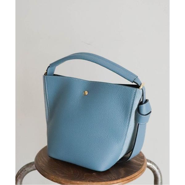 参考価格：26，400円発売時期：2023年06月コンディション：B（目立つ使用感なし）使用感が少ない、または気にならないアイテム表面：色あせ金属部分：傷、剥げ付属品：保存袋参考商品名：マラント ワンハンドルバケットBAG参考品番：03-3...