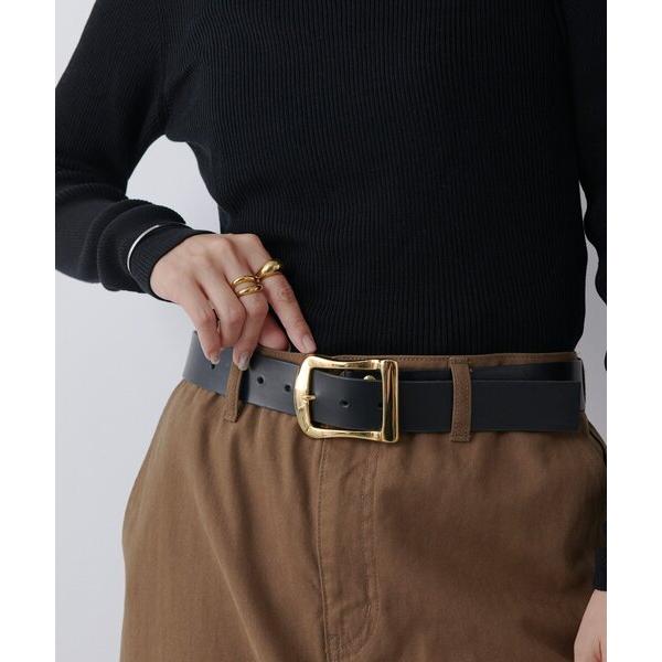 参考価格：15，400円発売時期：2025年06月コンディション：B（目立つ使用感なし）使用感が少ない、または気にならないアイテム留め具：傷参考商品名：【MONN.:. （モン）】ゴールドメタルレザーベルト参考品番：RDZ5052114A0...