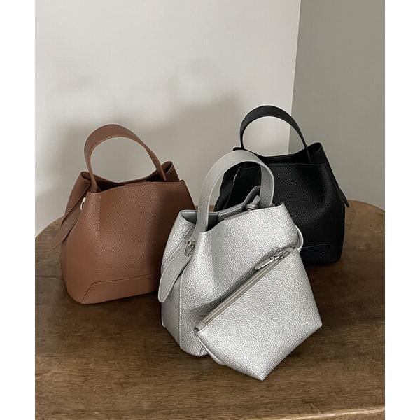 参考価格：5，940円発売時期：2024年08月コンディション：A（使用感なし）数回使用した程度で使用感が感じられないアイテム参考商品名：2SETバケットバッグ参考品番：LEZ1042112A0001【商品に関する注意事項】・こちらの商品画...