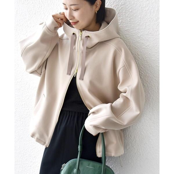 参考価格：16，500円発売時期：2025年10月コンディション：B（目立つ使用感なし）使用感が少ない、または気にならないアイテム袖：汚れ参考商品名：【WEB限定】〈手洗い可能〉ダンボール ダブルジップ フーディー 2参考品番：314-07...