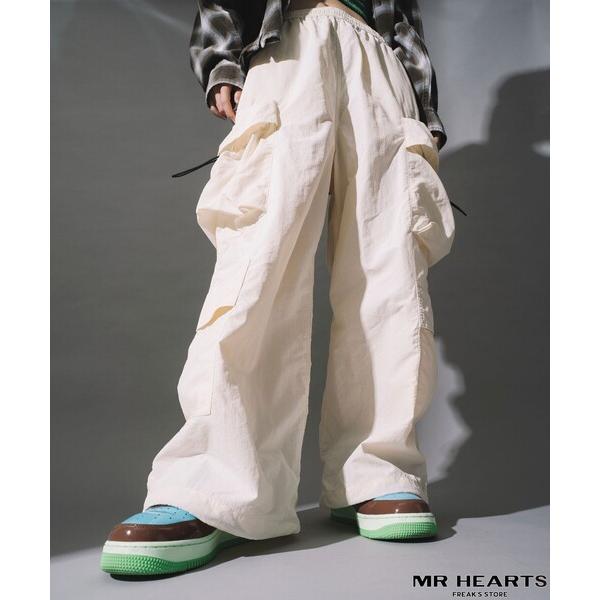 『セール実施中』参考価格：7，997円発売時期：2024年01月コンディション：C（やや使用感あり）使用感があり、やや気になる傷や汚れがあるアイテム全体的：毛玉前身頃：汚れ参考商品名：限定展開 MR HEARTS/ミスターハーツ 4POCK...