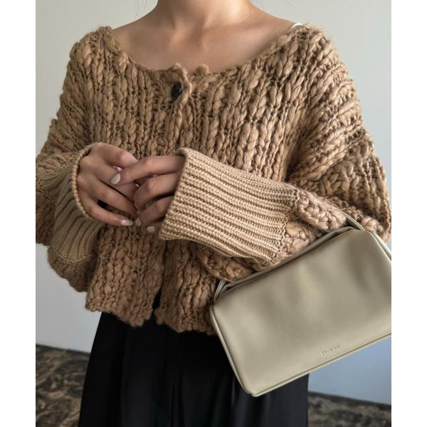 参考価格：17，600円発売時期：2024年09月コンディション：A（使用感なし）数回使用した程度で使用感が感じられないアイテム参考商品名：handmade volume sleeve short cardigan / ハンドメイドボリュー...