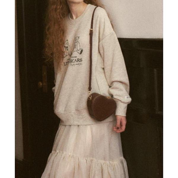 参考価格：16，280円発売時期：2024年07月コンディション：B（目立つ使用感なし）使用感が少ない、または気にならないアイテム留め具：傷全体的：色あせショルダーストラップ：型崩れ参考商品名：ハートショルダーポシェット参考品番：RUBY5...