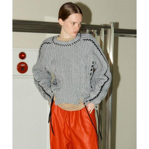 参考価格：19，800円発売時期：2023年09月コンディション：B（目立つ使用感なし）使用感が少ない、または気にならないアイテム首周り・袖口：汚れ参考商品名：Hand Stitch Popcorn Cable Knit/ハンドステッチポッ...