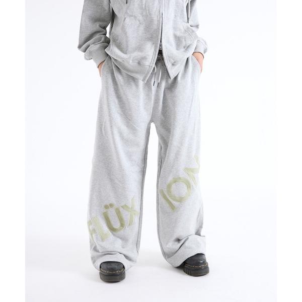 ZOZO問い合わせ番号:103586135ショップ:FTW，エフティーダブリューブランド:FTW，エフティダブリュー商品名:VELOUR PATCH SWEAT PANTSカテゴリ:パンツ>スウェットパンツブランド品番:659911素...