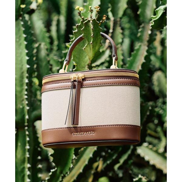 ZOZO問い合わせ番号:103588718ショップ:CHARLES &amp; KEITH，チャールズ＆キースブランド:CHARLES &amp; KEITH，チャールズ &amp; キース商品名:Enola エノラ キャンバストップハンド...