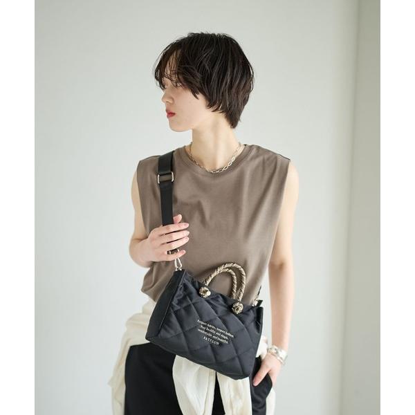 ZOZO問い合わせ番号:103592656ショップ:BAYFLOW，ベイフローブランド:BAYFLOW，ベイフロー商品名:[軽量キルト素材]刺繍ロゴキルトショルダーカテゴリ:バッグ>ショルダーバッグブランド品番:645124素材:表地...