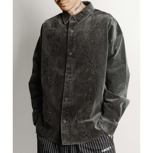 『セール実施中』参考価格：13，200円発売時期：2025年09月コンディション：A（使用感なし）数回使用した程度で使用感が感じられないアイテム参考商品名：Washed corduroy shirt参考品番：105-20993【商品に関する...