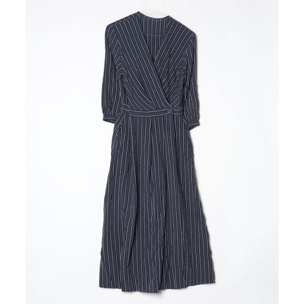 『セール実施中』参考価格：29，920円発売時期：2025年04月コンディション：S（新品同様）タグ付きの未使用、または新品同様のアイテム付属品：スペアボタン・タグ参考商品名：【洗える】ストライプ柄 カシュクールワンピース参考品番：187-...