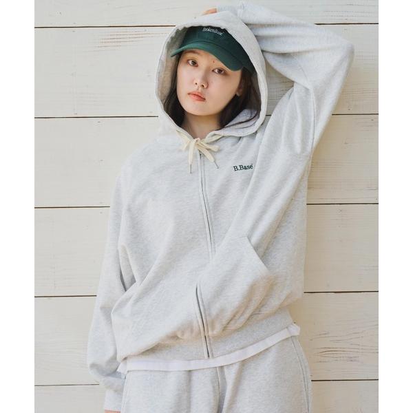 参考価格：6，595円発売時期：2025年03月コンディション：A（使用感なし）数回使用した程度で使用感が感じられないアイテム参考商品名：スモールロゴジップフーディセットアップ参考品番：BB1330【商品に関する注意事項】・こちらの商品画像...