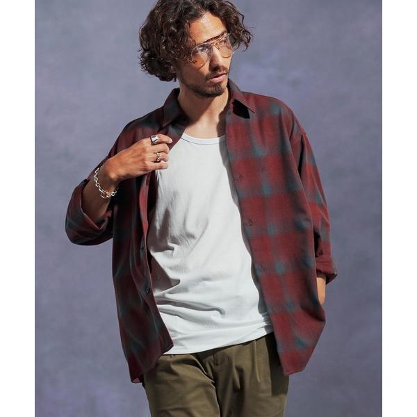 『タイムセール実施中』参考価格：13，750円発売時期：2025年06月コンディション：B（目立つ使用感なし）使用感が少ない、または気にならないアイテム首周り・すそ周り：ほつれ参考商品名：ms6168-起毛オンブレーチェックシャツ参考品番：...