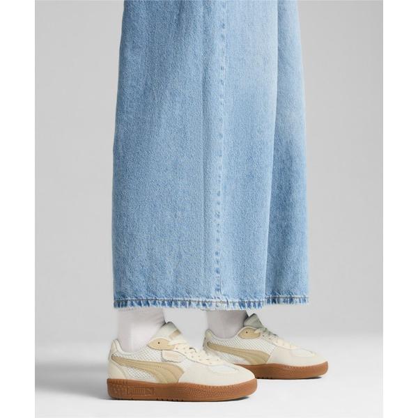 参考価格：13，200円発売時期：2024年08月コンディション：C（やや使用感あり）使用感があり、やや気になる傷や汚れがあるアイテム表面：汚れ参考商品名：PUMA プーマ ウィメンズ パレルモ モーダ Surreal Contour スニ...