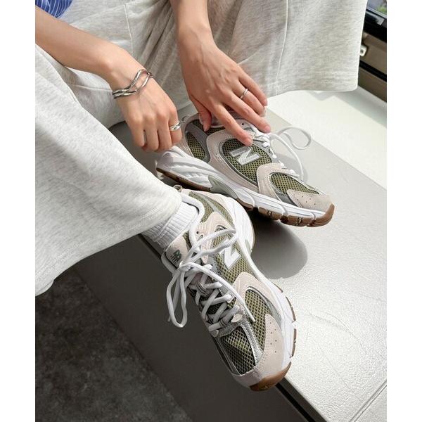 参考価格：14，190円発売時期：2024年05月コンディション：C（やや使用感あり）使用感があり、やや気になる傷や汚れがあるアイテムかかと・表面：汚れ参考商品名：【New Balance/ニューバランス】 MR530GA参考品番：4-05...