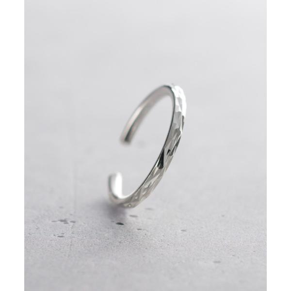 『タイムセール実施中』参考価格：6，600円発売時期：2022年07月コンディション：B（目立つ使用感なし）使用感が少ない、または気にならないアイテム全体的：剥げ参考商品名：「ieLS」SV925 シルバー ユニセックス デザイン リング ...