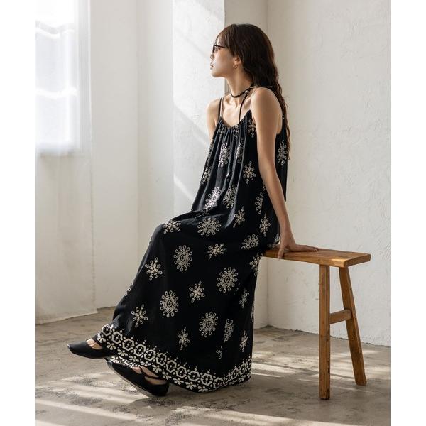 『セール実施中』ZOZO問い合わせ番号:103627532ショップ:VitaFelice，ヴィータフェリーチェブランド:VitaFelice，ヴィータフェリーチェ商品名:オリエンタル柄ロングワンピース キャミワンピース リゾートカテゴリ:ワ...