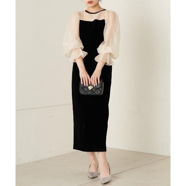 『セール実施中』参考価格：9，790円発売時期：2022年03月コンディション：B（目立つ使用感なし）使用感が少ない、または気にならないアイテム前身頃・後身頃：汚れ参考商品名：【SALON by Chico限定】配色シースルータイトロングド...