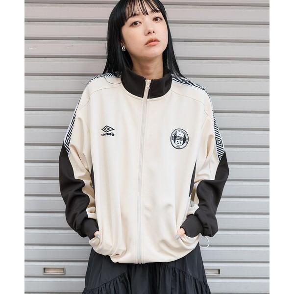 『セール実施中』参考価格：15，400円発売時期：2024年01月コンディション：C（やや使用感あり）使用感があり、やや気になる傷や汚れがあるアイテム全体的：汚れすそ周り：毛玉参考商品名：UMBRO × FREAK’S STORE/アンブロ...