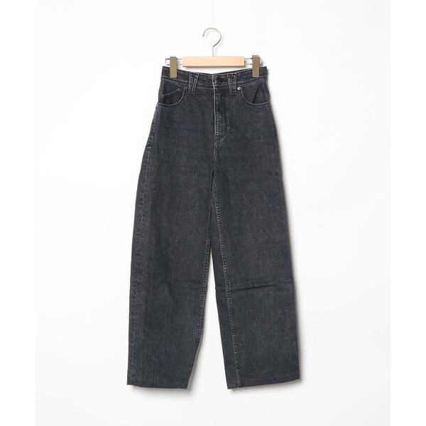 『セール実施中』参考価格：26，400円発売時期：2019年08月コンディション：C（やや使用感あり）使用感があり、やや気になる傷や汚れがあるアイテム全体的：保管上のにおいがします。参考商品名：YANUKワイドストレートデニムパンツLILI...