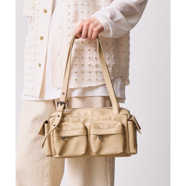 参考価格：22，000円発売時期：2024年10月コンディション：A（使用感なし）数回使用した程度で使用感が感じられないアイテム参考商品名：【SAMO ONDOH/セイモオンド】 pocket utility bag M nappa参考品番...