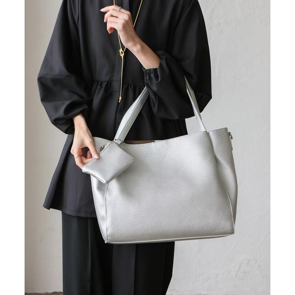 『セール実施中』参考価格：9，900円発売時期：2025年03月コンディション：B（目立つ使用感なし）使用感が少ない、または気にならないアイテム表面・底：汚れ参考商品名：ミニケース付きA4トートバッグ 通勤バッグ ビッグトート お仕事バッグ...