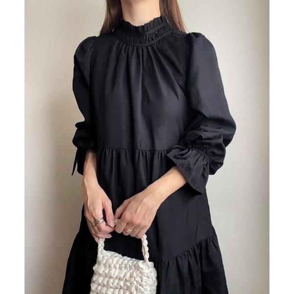 『セール実施中』参考価格：8，759円発売時期：2024年09月コンディション：B（目立つ使用感なし）使用感が少ない、または気にならないアイテム袖口・首周り：汚れ参考商品名：フリルカラーフレアワンピース参考品番：frmt006-305【商品...