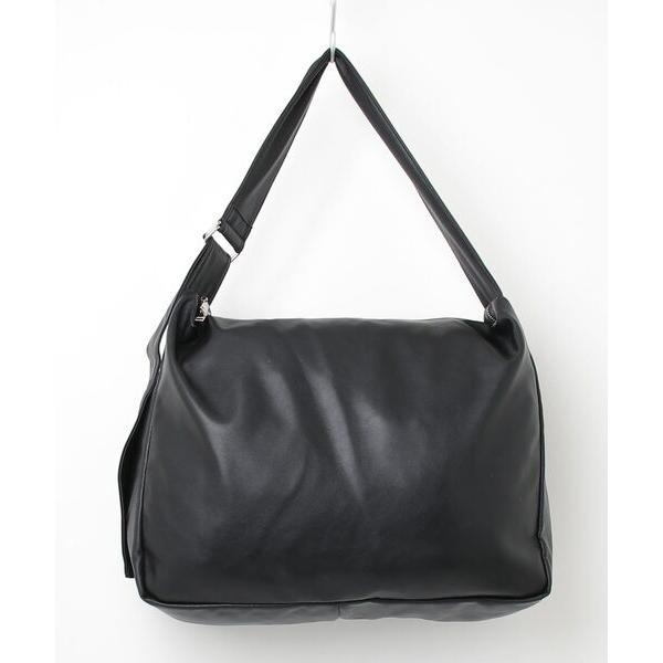 『セール実施中』参考価格：5，500円発売時期：2025年09月コンディション：A（使用感なし）数回使用した程度で使用感が感じられないアイテム参考商品名：ルーズビッグショルダーバッグ／たすき掛け／ビッグ／A4サイズ収納可能参考品番：979-...