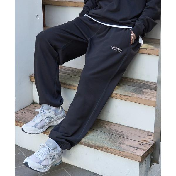 『セール実施中』参考価格：4，730円発売時期：2022年12月コンディション：C（やや使用感あり）使用感があり、やや気になる傷や汚れがあるアイテム前身頃：汚れ内側・すそ周り：毛玉参考商品名：【MAISON CLUB】ワンポイント刺繍スウェ...