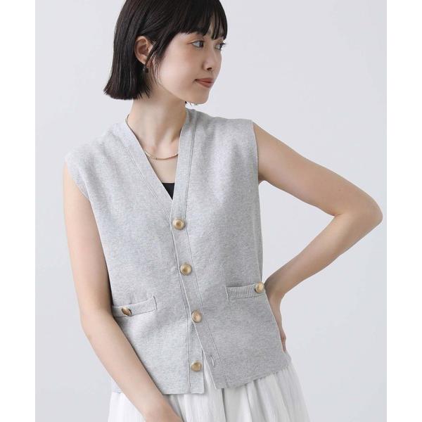 『セール実施中』参考価格：10，780円発売時期：2024年04月コンディション：B（目立つ使用感なし）使用感が少ない、または気にならないアイテム全体的：汚れ参考商品名：ミラノリブＶ衿ニットベスト参考品番：OE465387023【商品に関す...