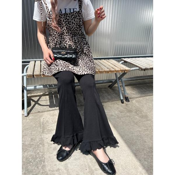 『セール実施中』参考価格：4，399円発売時期：2023年04月コンディション：A（使用感なし）数回使用した程度で使用感が感じられないアイテム前身頃：ほつれ参考商品名：フリルリブパンツ参考品番：WC23SP04-L0012【商品に関する注意...