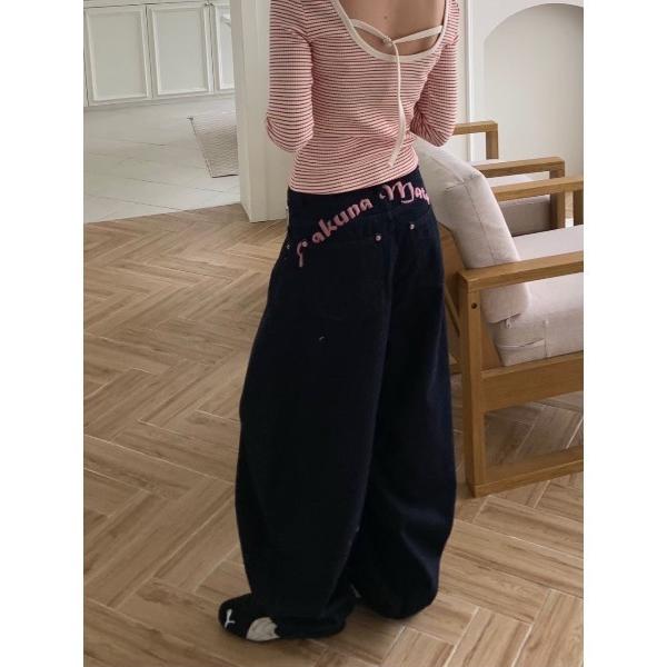 『セール実施中』参考価格：6，600円発売時期：2025年05月コンディション：B（目立つ使用感なし）使用感が少ない、または気にならないアイテム全体的：色あせ後身頃：汚れ参考商品名：【Lp】ヒップ刺繍バルーンデニムパンツ参考品番：LP032...