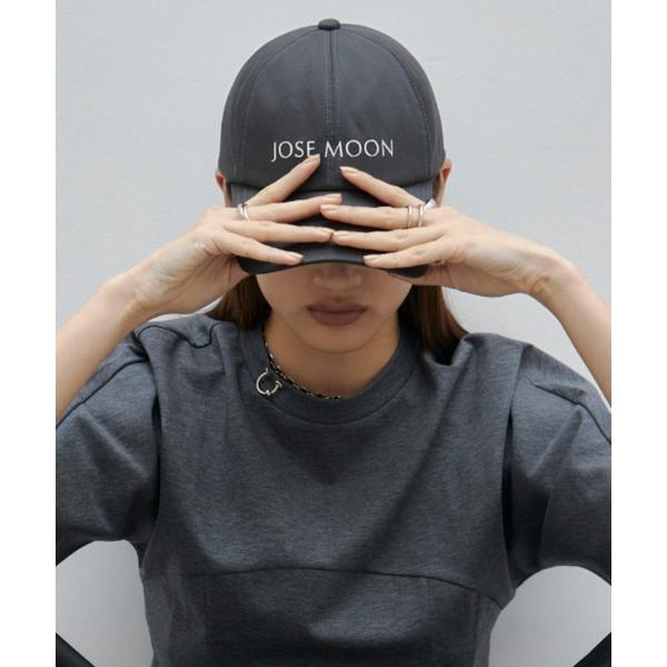 『セール実施中』参考価格：6，930円発売時期：2023年09月コンディション：B（目立つ使用感なし）使用感が少ない、または気にならないアイテム表面：汚れ参考商品名：JOSE MOON CAP/ジョゼムーンキャップ参考品番：17233721...